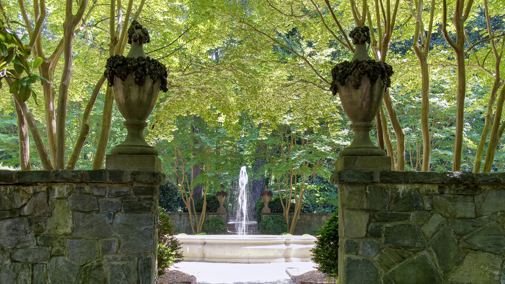 Wordless Wednesday: Classical Symmetry – DaleDucatte.com